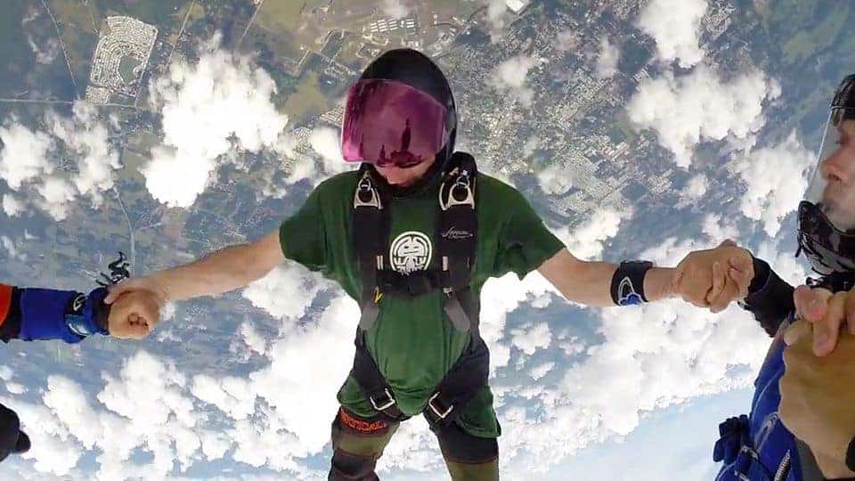 Chicken-Head-Skydiver. LMAO. | TEEM