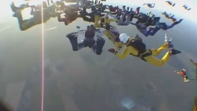 60-Way Skydiving Record in Ukraine | TEEM
