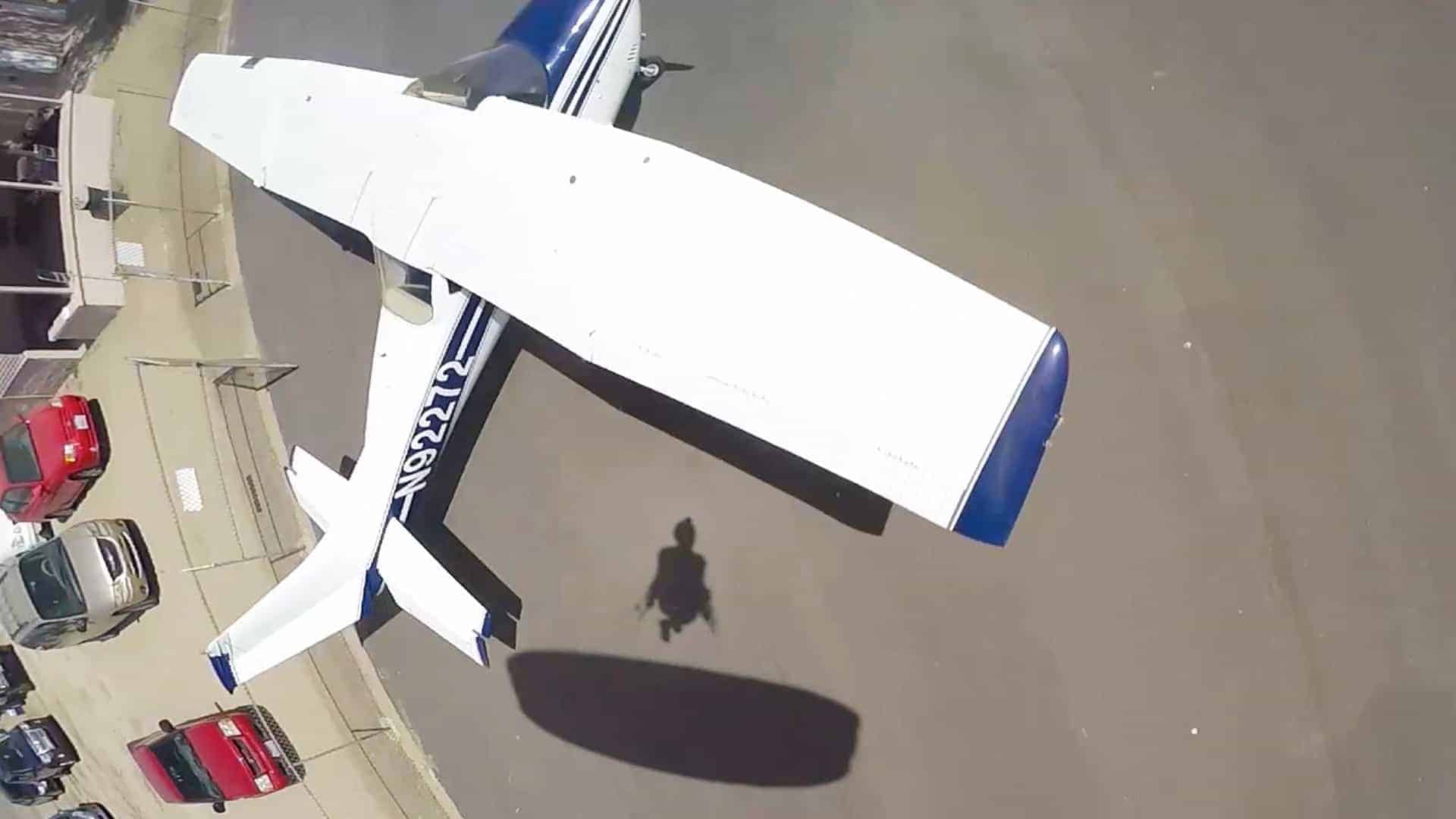 How To Swoop Over Hangar & Plane Like A Boss! (3.3 Wingload) | TEEM