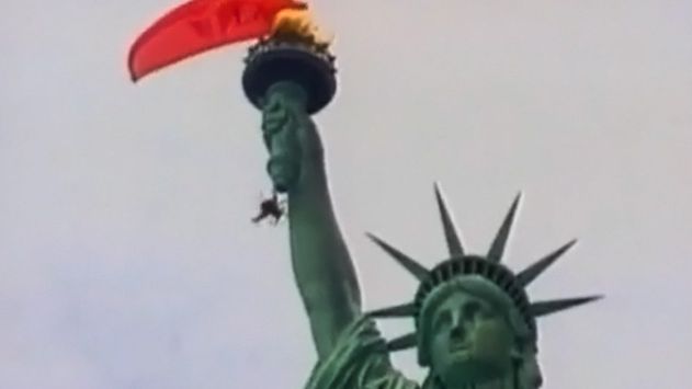 Friday Freakout: Shit! I'm Stuck On The Statue Of Liberty | TEEM