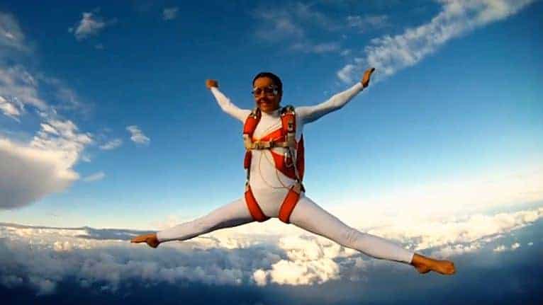 Synchronized Skydiving: Air + Water | TEEM