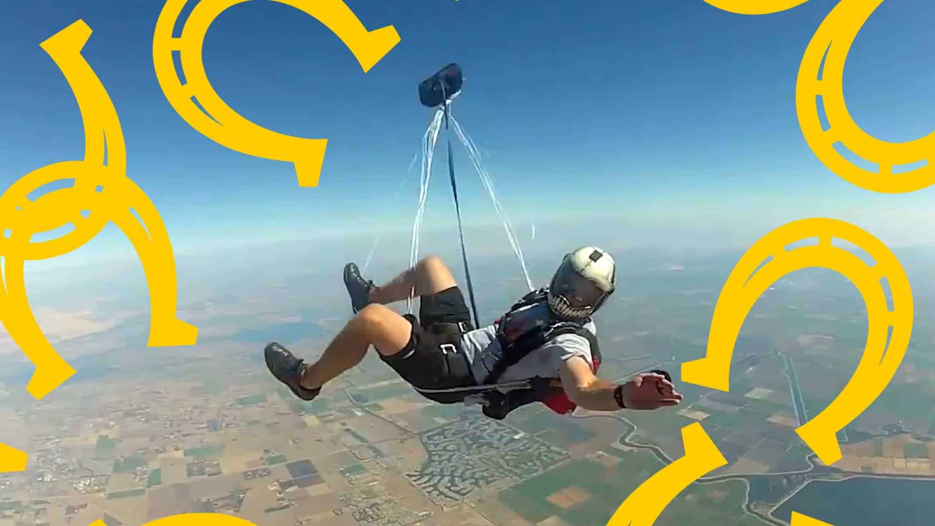 Friday Freakout: Skydiver Gets Entangled With Scary Horseshoe ...